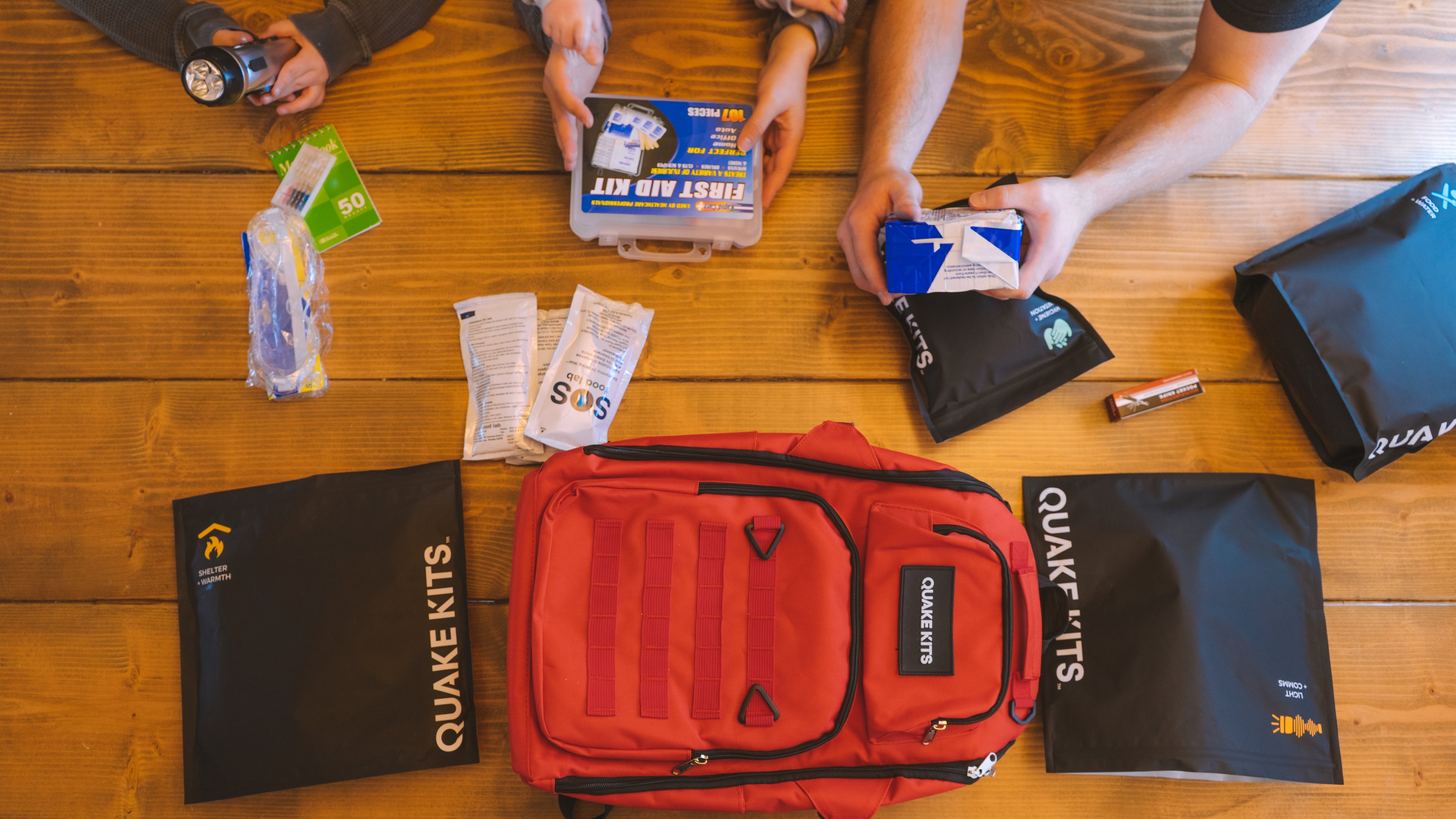 How to Build a Go-Bag: Your 72-Hour Lifeline – quakekits.com